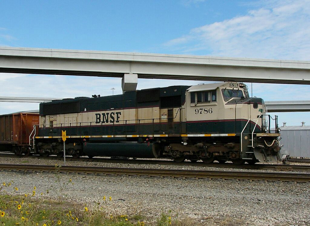 BNSF 9786